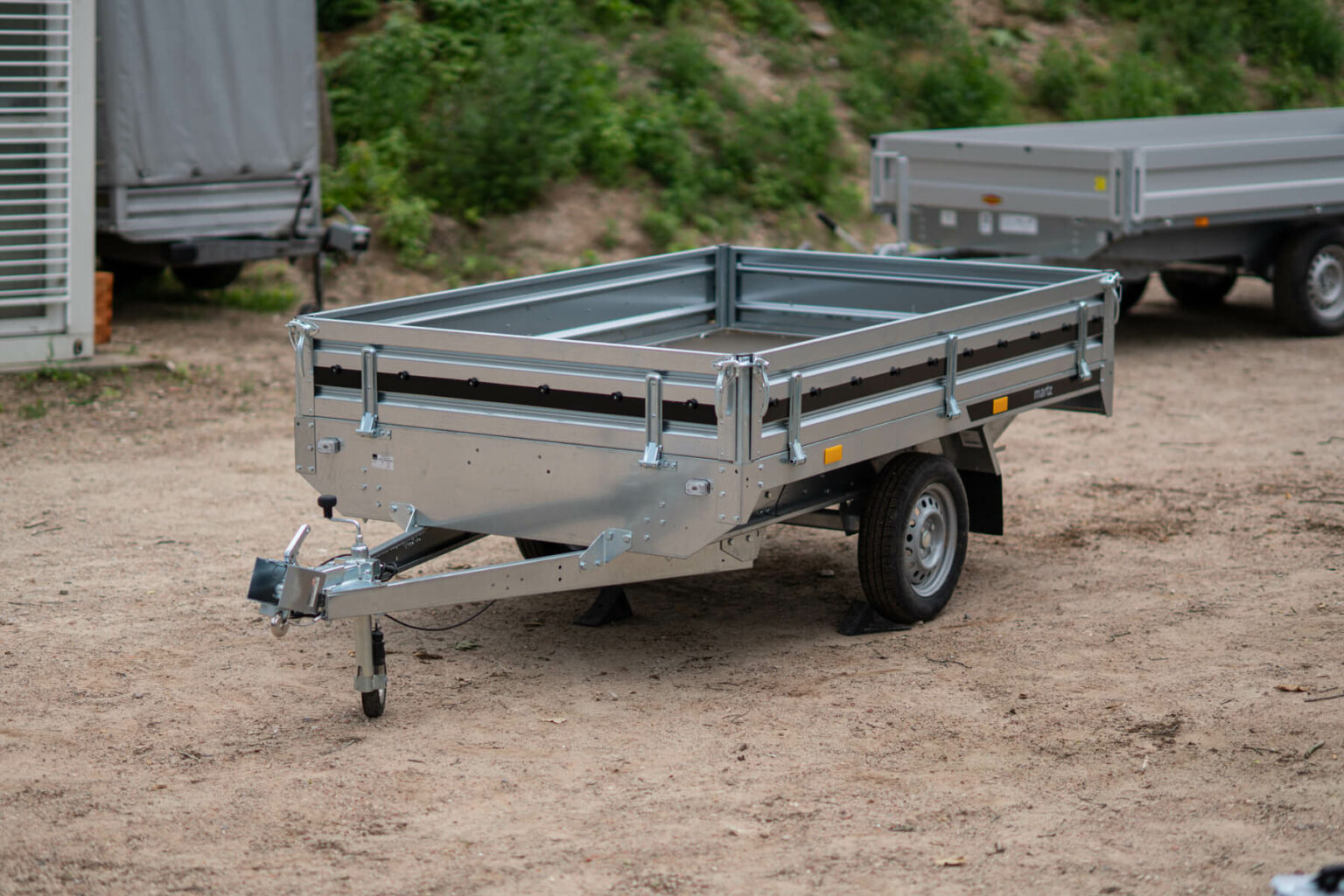 Martz Hochlader +250 Vero 1,3T Einachser - gebremst - WEFA | KFZ Anhänger - Weller Fahrzeughandel